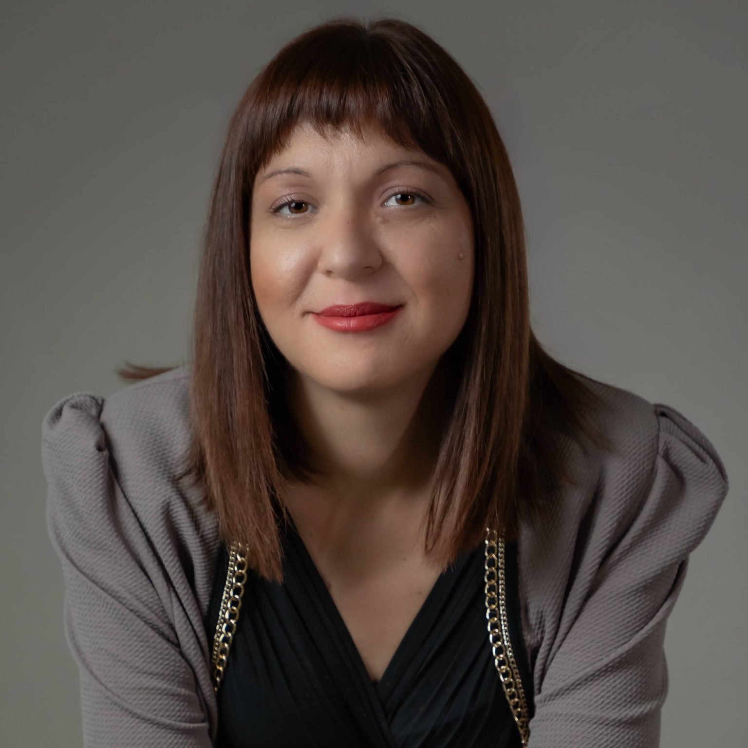 Sudski tumač Prevodilac Škola za znakovni jezik Ruke Govore